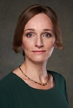 Kinga Wojtas-Jarentowska – Wydział Społeczno-Ekonomiczny UKSW